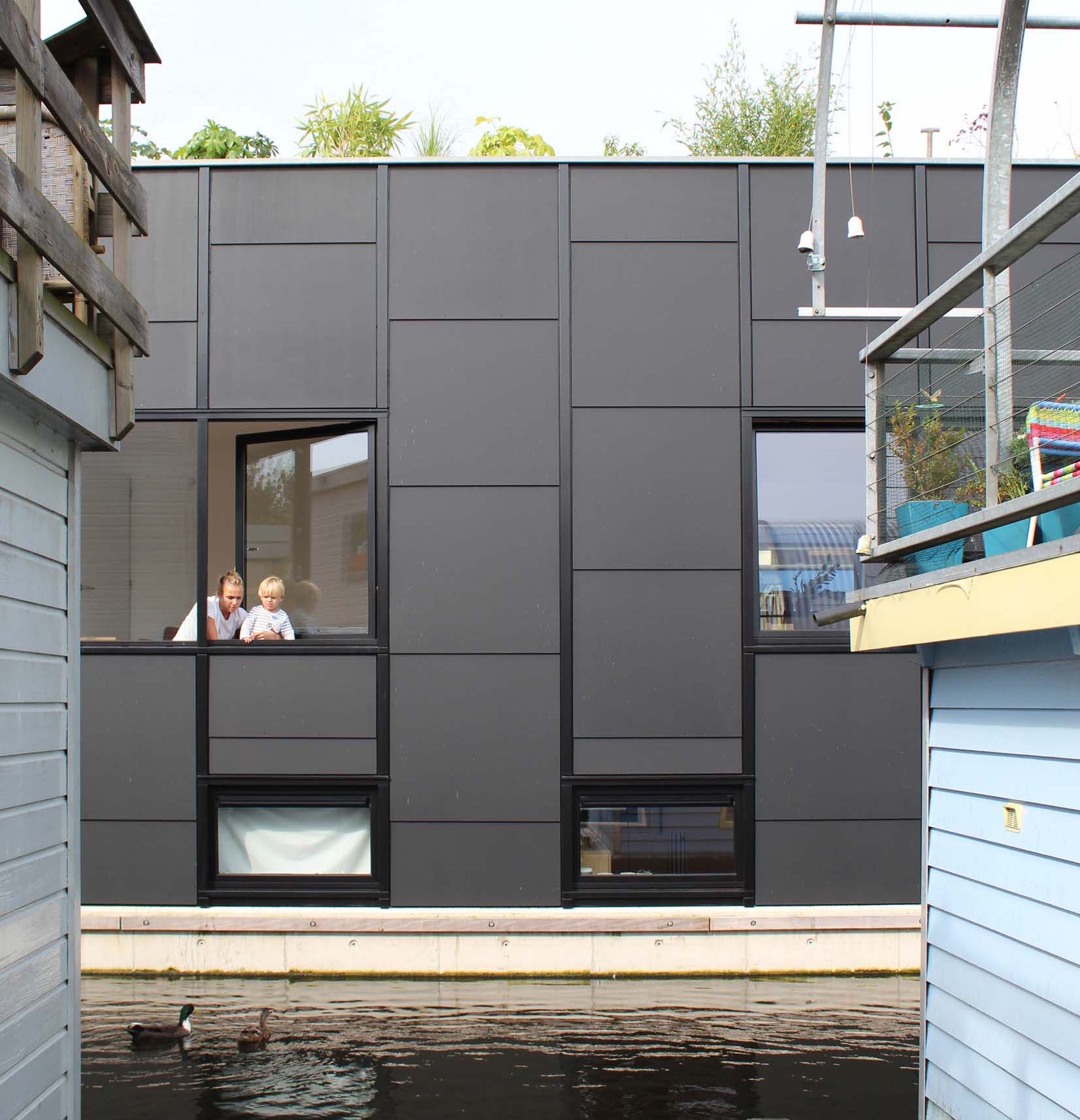 Tatami House featured in Dezeen ! – Julius Taminiau Architects